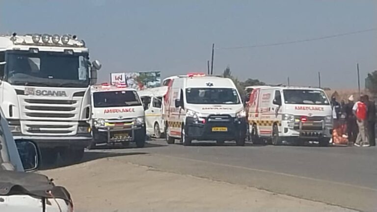 4 killed, 10 injured after kombi carrying 18 passengers overturns ...