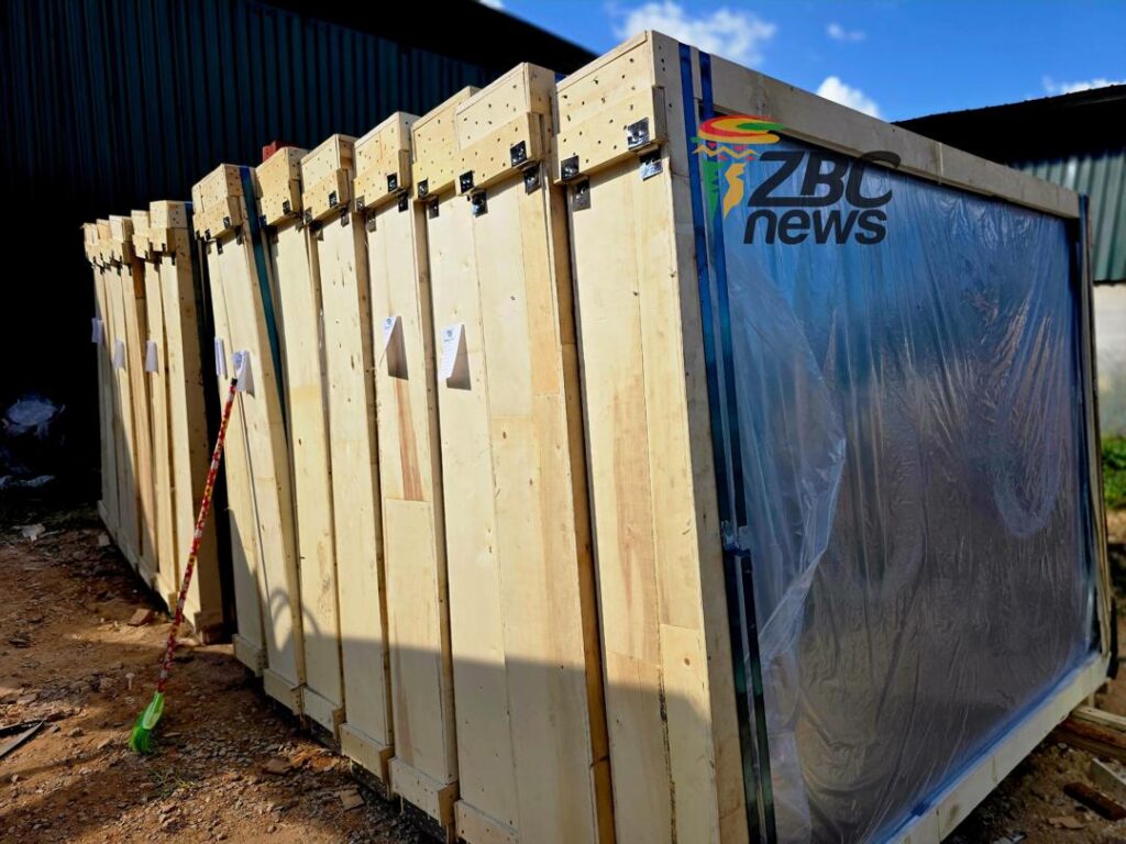 3 workers crushed to death as glass pallet collapses during offloading ...